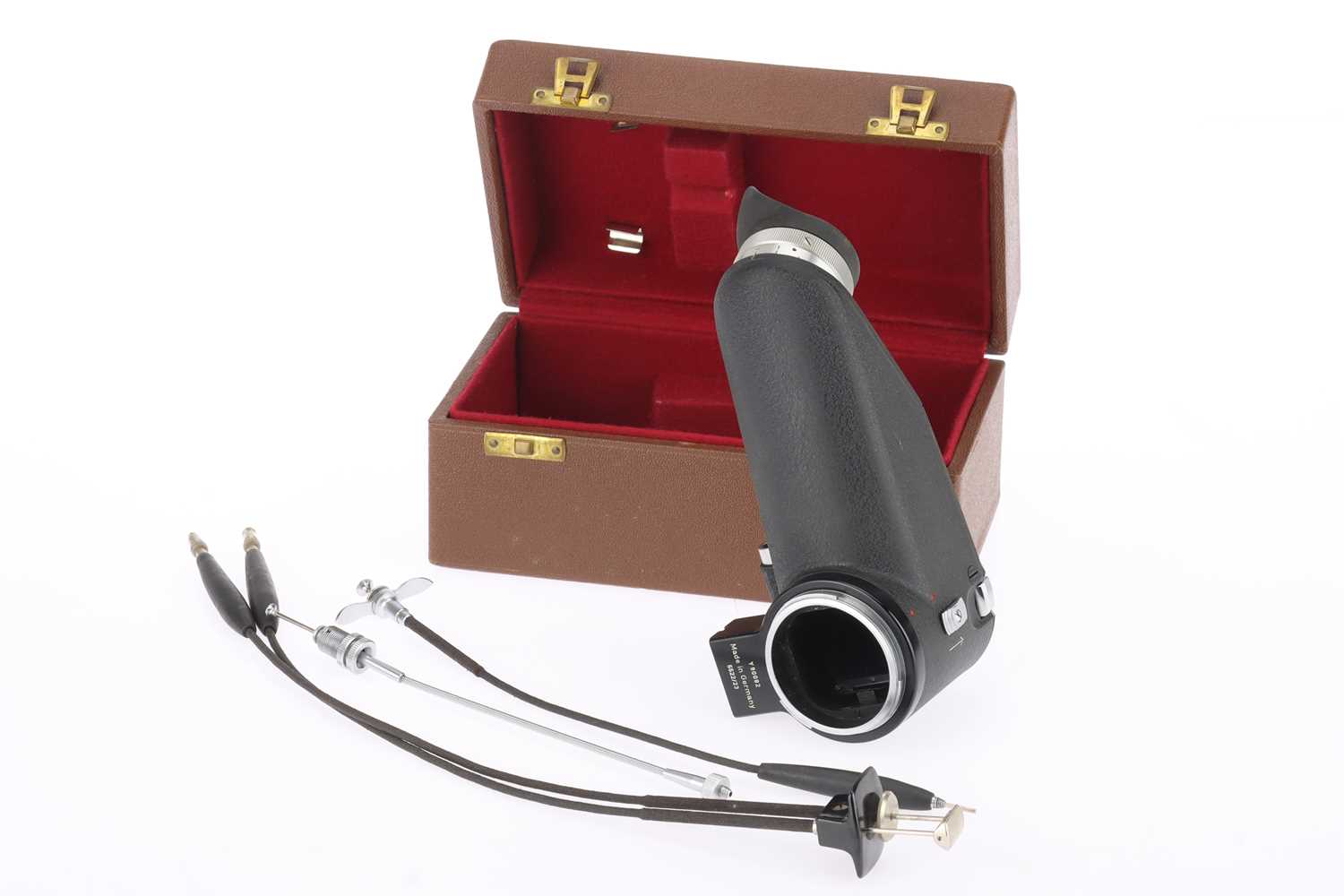 Lot 600 - A Zeiss Ikon Panflex Reflex Housing,