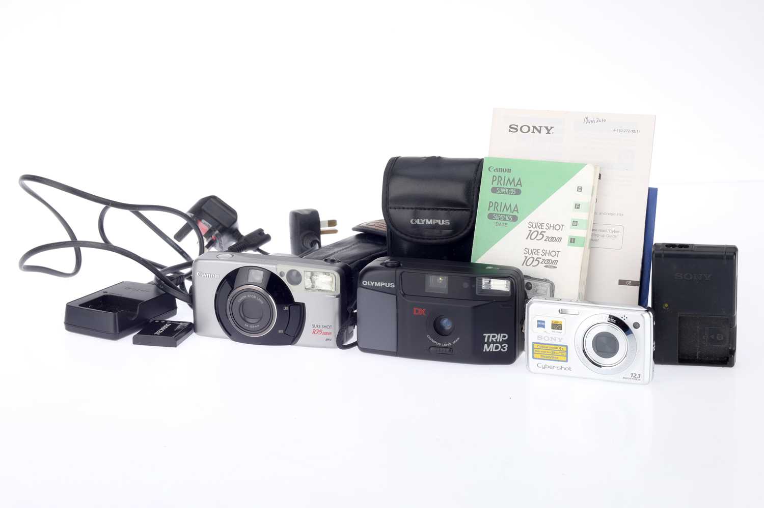 Lot 203 - A Selection of Compact Cameras,