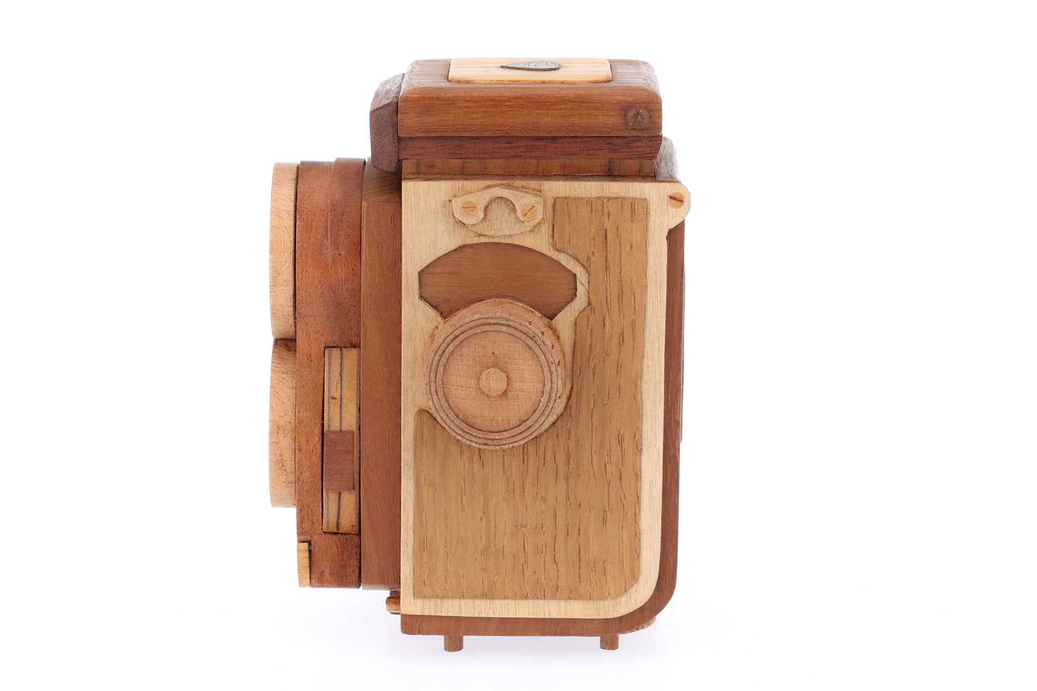Lot 457 - A Wooden Model of a Rolleiflex Baby 4x4