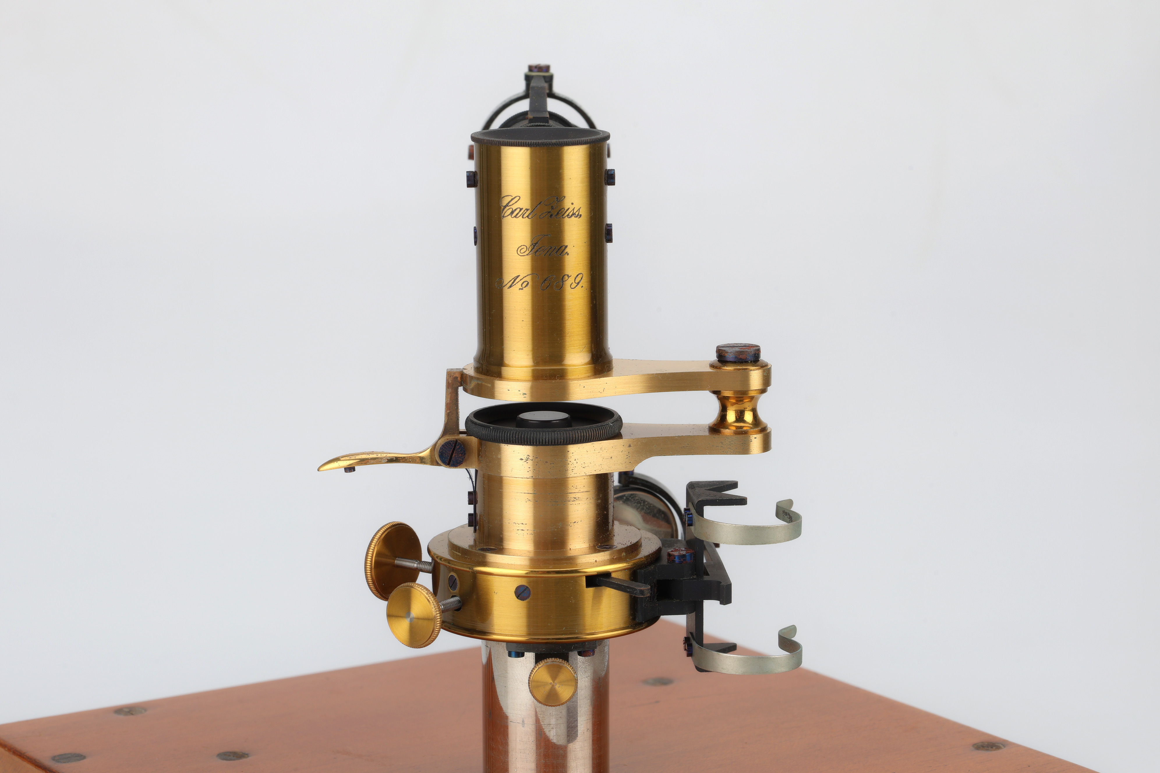 Lot 238 - A Good Carl Zeiss Jenna Microscope