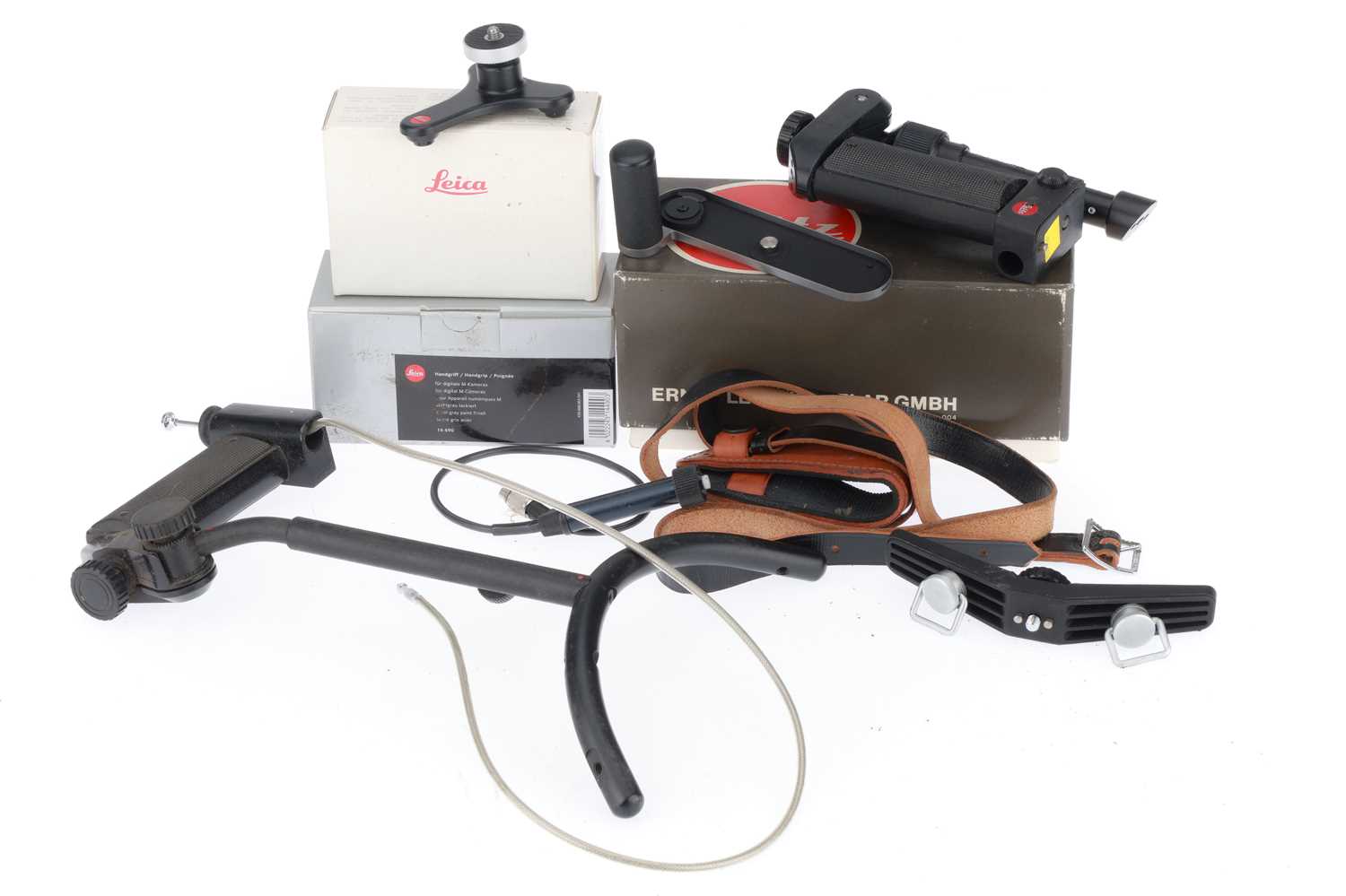 Lot 41 - A Selection of Leica Accessories,