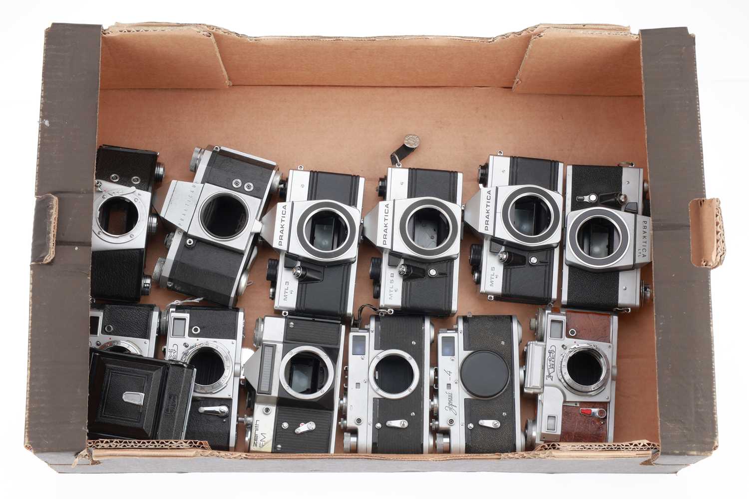 Lot 107 - A Tray of German and Soviet Cameras,
