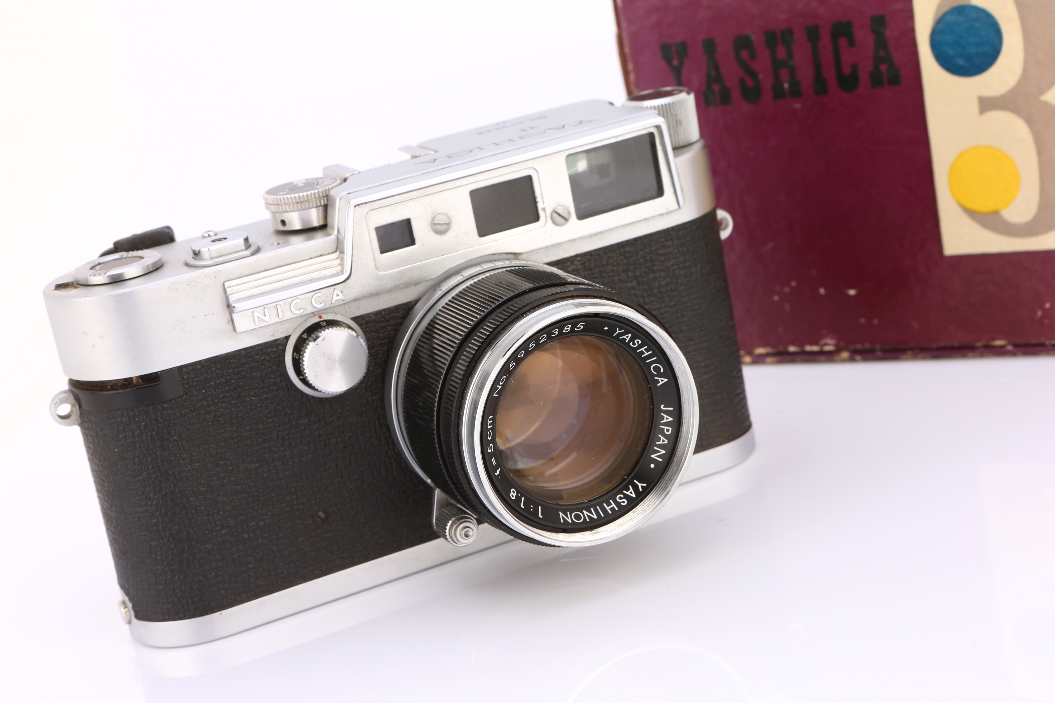 Lot 232 - A Yashica YF Rangefinder Camera,