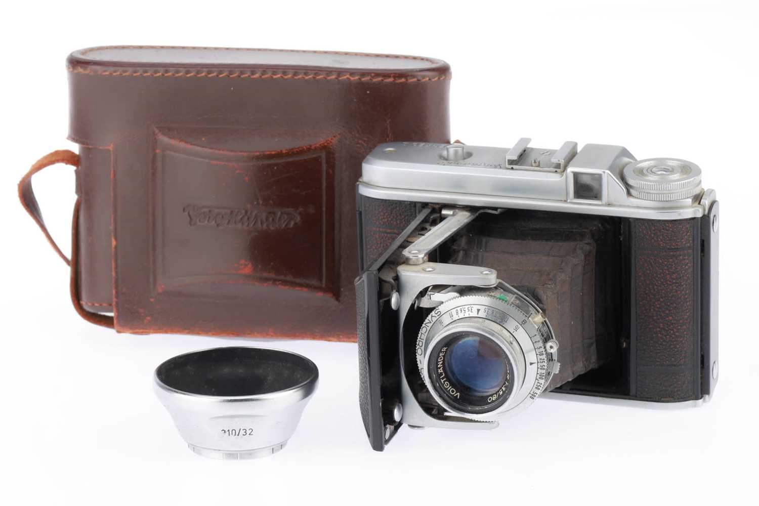 Lot 163 - A Voigtlander Perkeo II Folding Medium