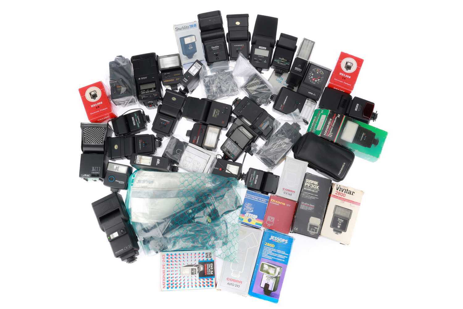 Lot 334 - A Large Selection of Flashguns,