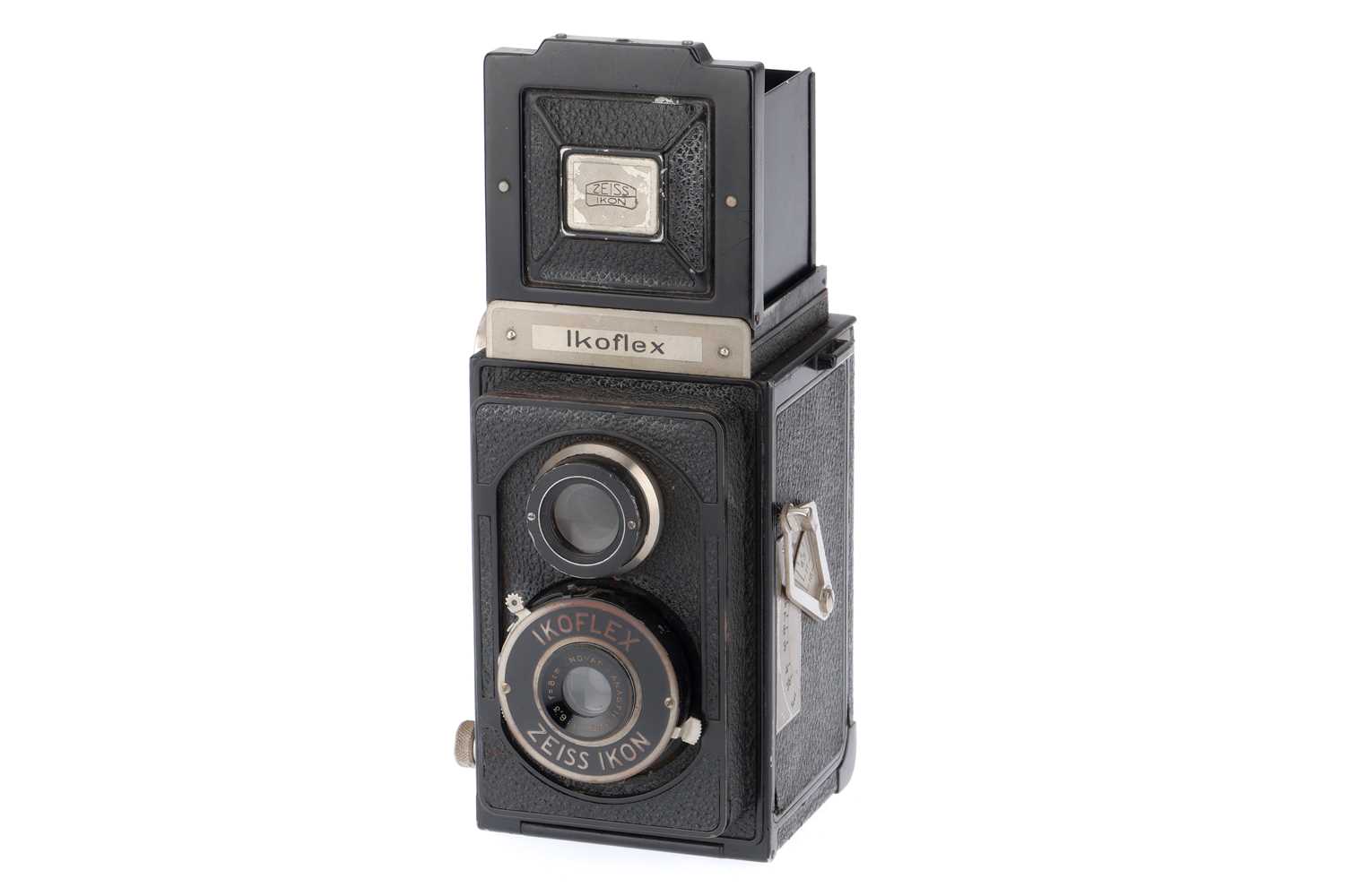 Lot 120 - A Zeiss Ikon Ikoflex TLR Camera,