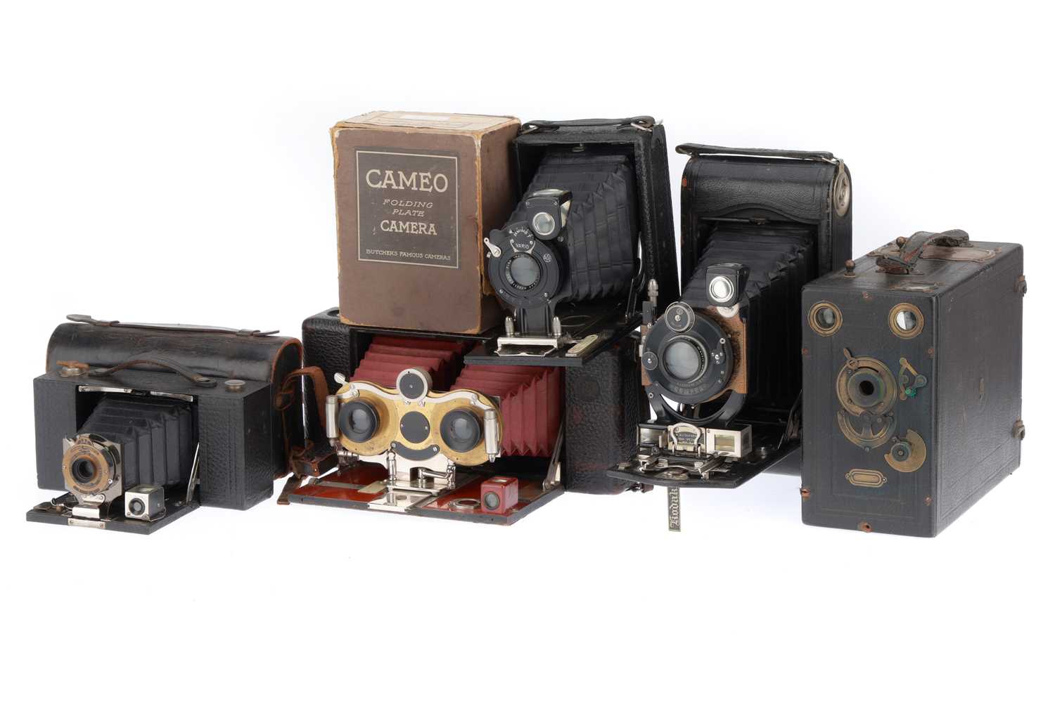 Lot 26 - A Mixed Group of Cameras,