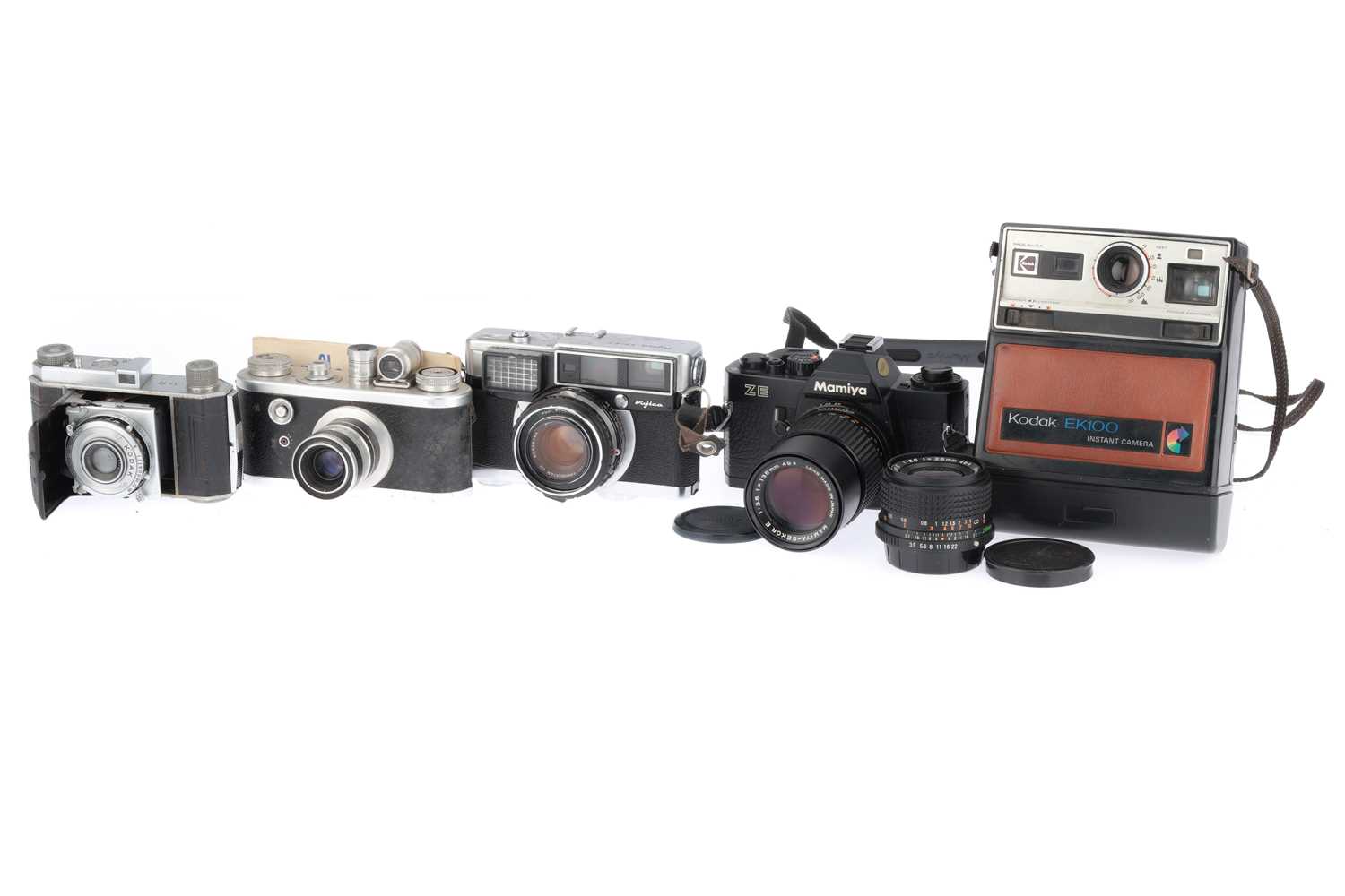 Lot 156 - A Group of 35mm Cameras,