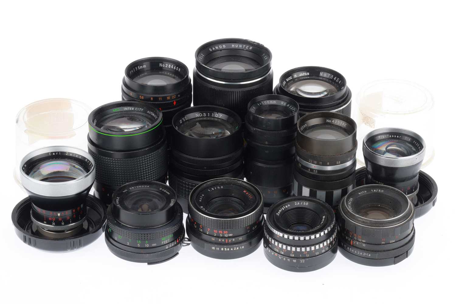 Lot 390 - A Selection of Prime Camera Lenses,