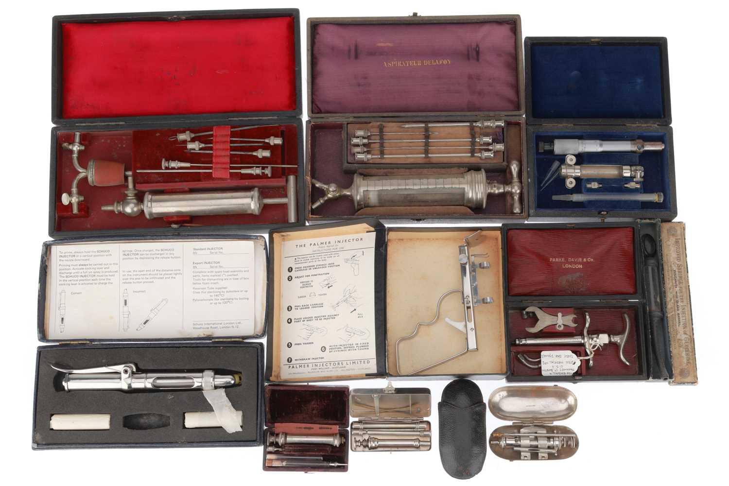 Lot 570 - Large Collection of Medical Syringes,