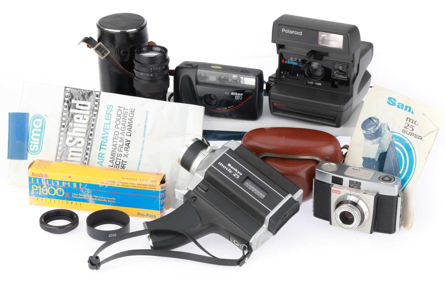 Lot 276 - A Mixed Selection of Cameras,