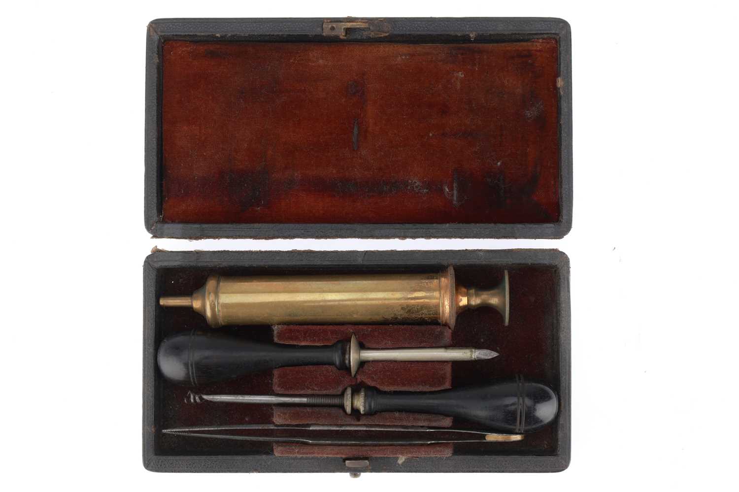 Lot 577 - Small Surgical Set,