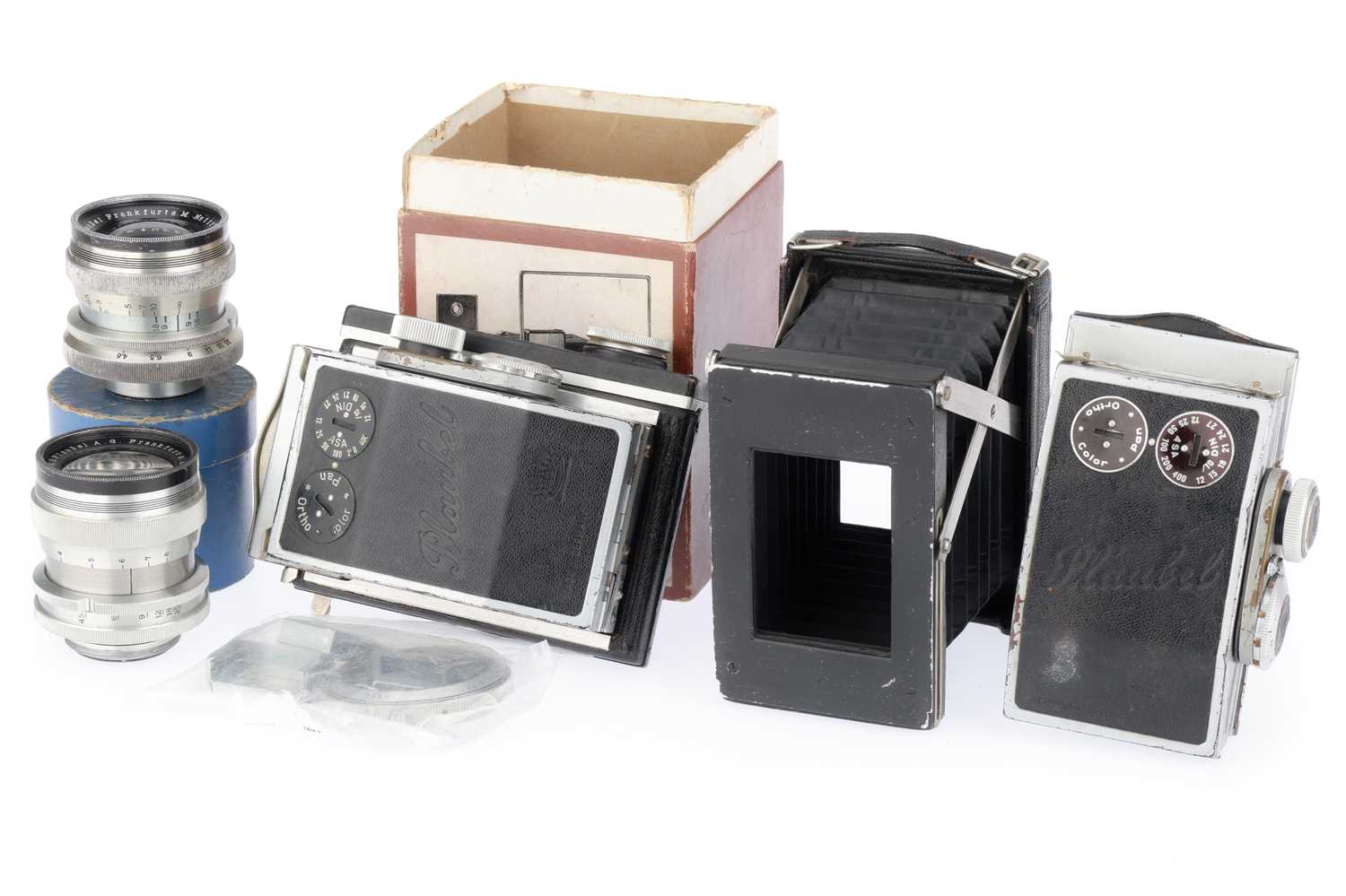 Lot 251 - A Selection of Plaubel Components,