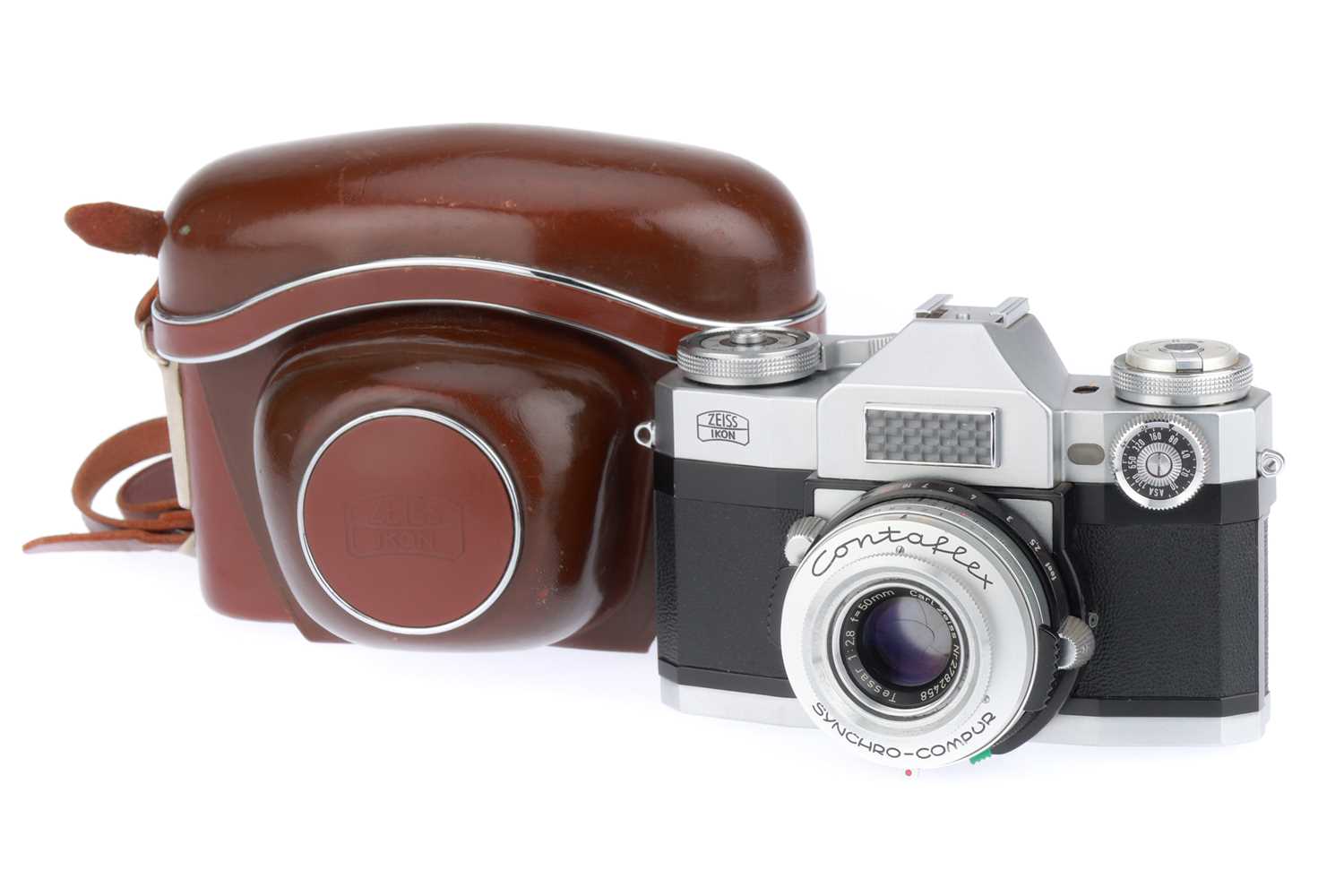 Lot 50 - A Zeiss Ikon Contaflex Super 35mm SLR Camera,