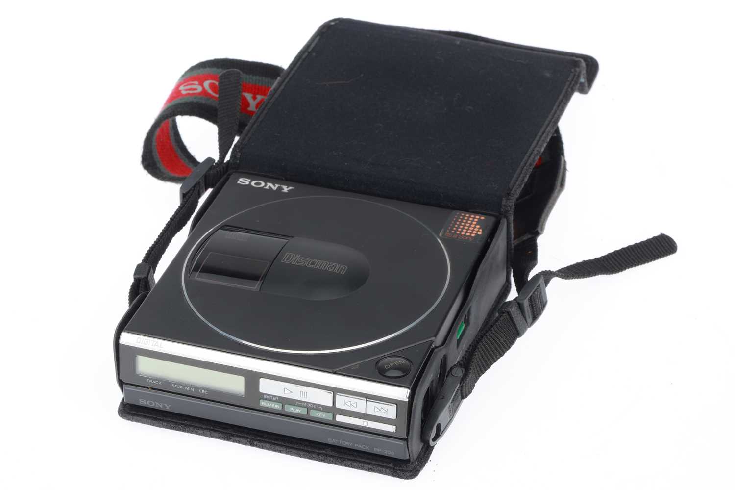 Lot 471 - A Sony Discman D-50 MkII Portable CD Player,