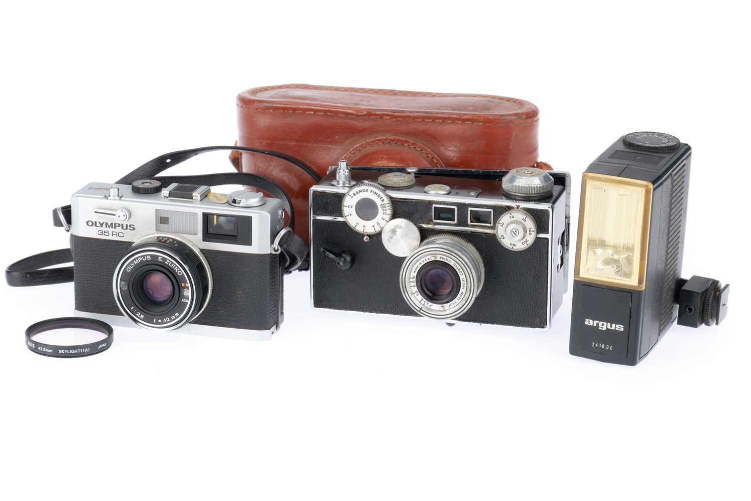 Lot 198 - A Pair of 35mm Cameras,