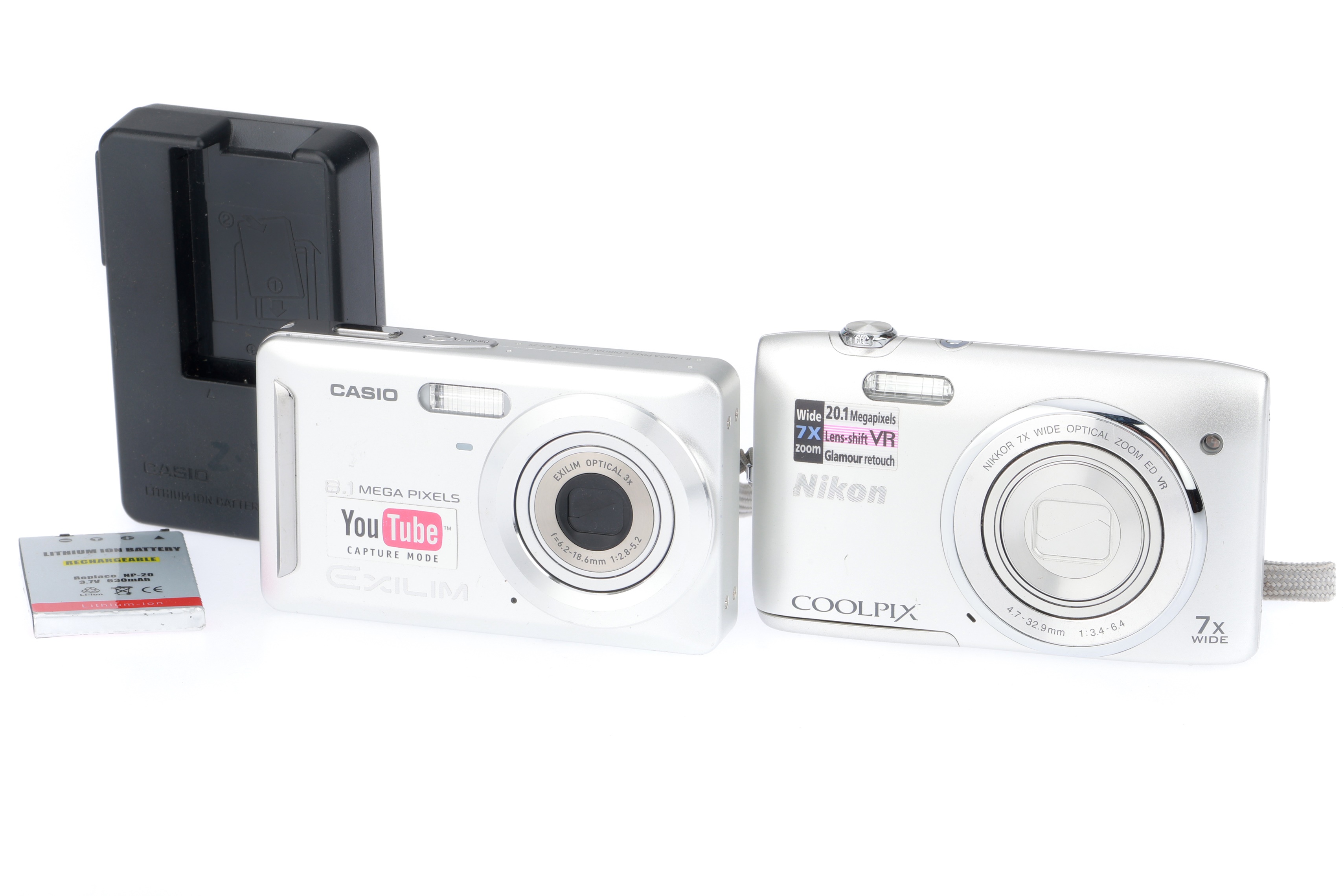 Lot 223 - A Pair of Digital Compact Cameras,