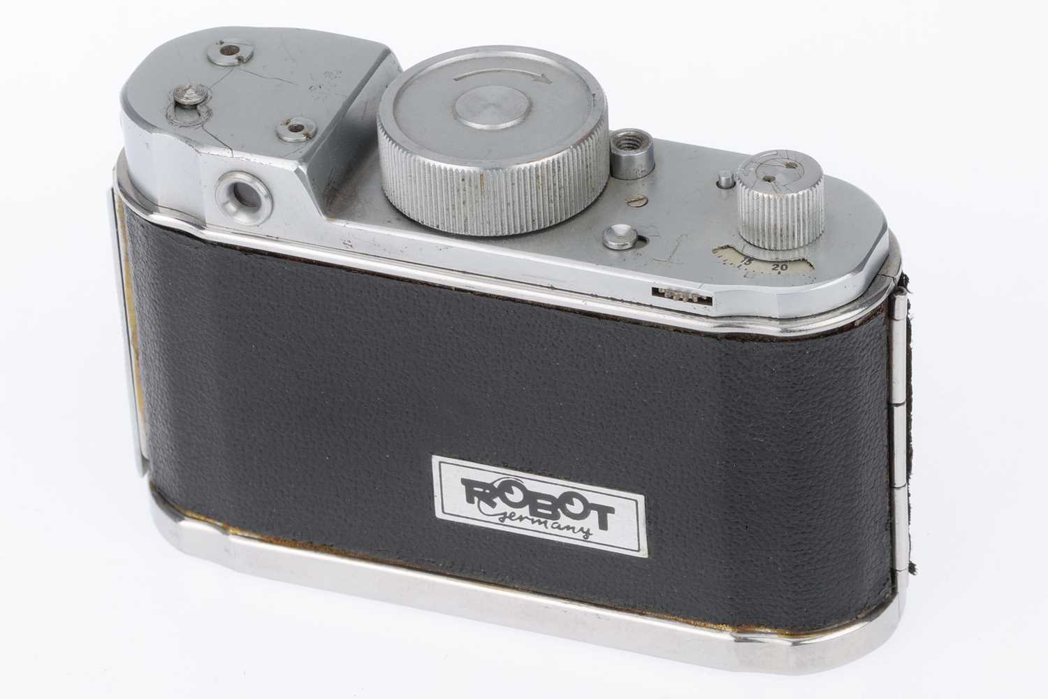 Lot 132 - A Robot IIa Compact Camera,