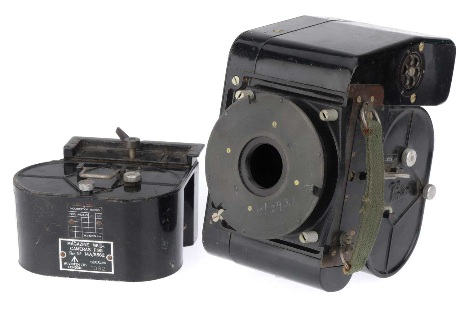 Lot 143 - A Vinten Military Reconnaissance Camera,
