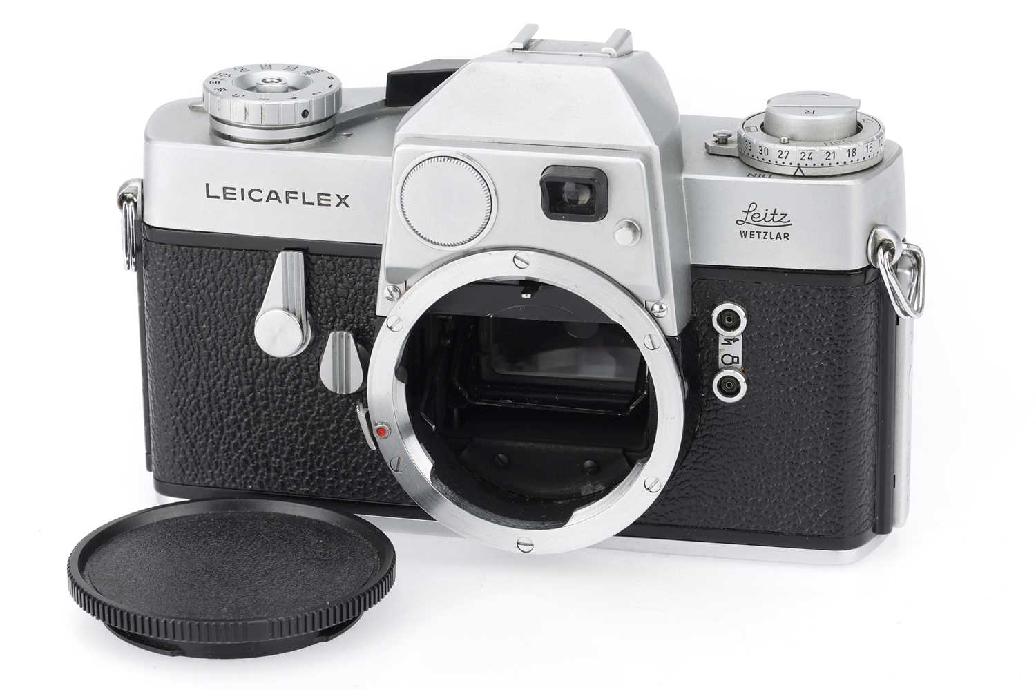 Lot 11 - A Leitz Wetzlar Leicaflex 35mm SLR Camera,