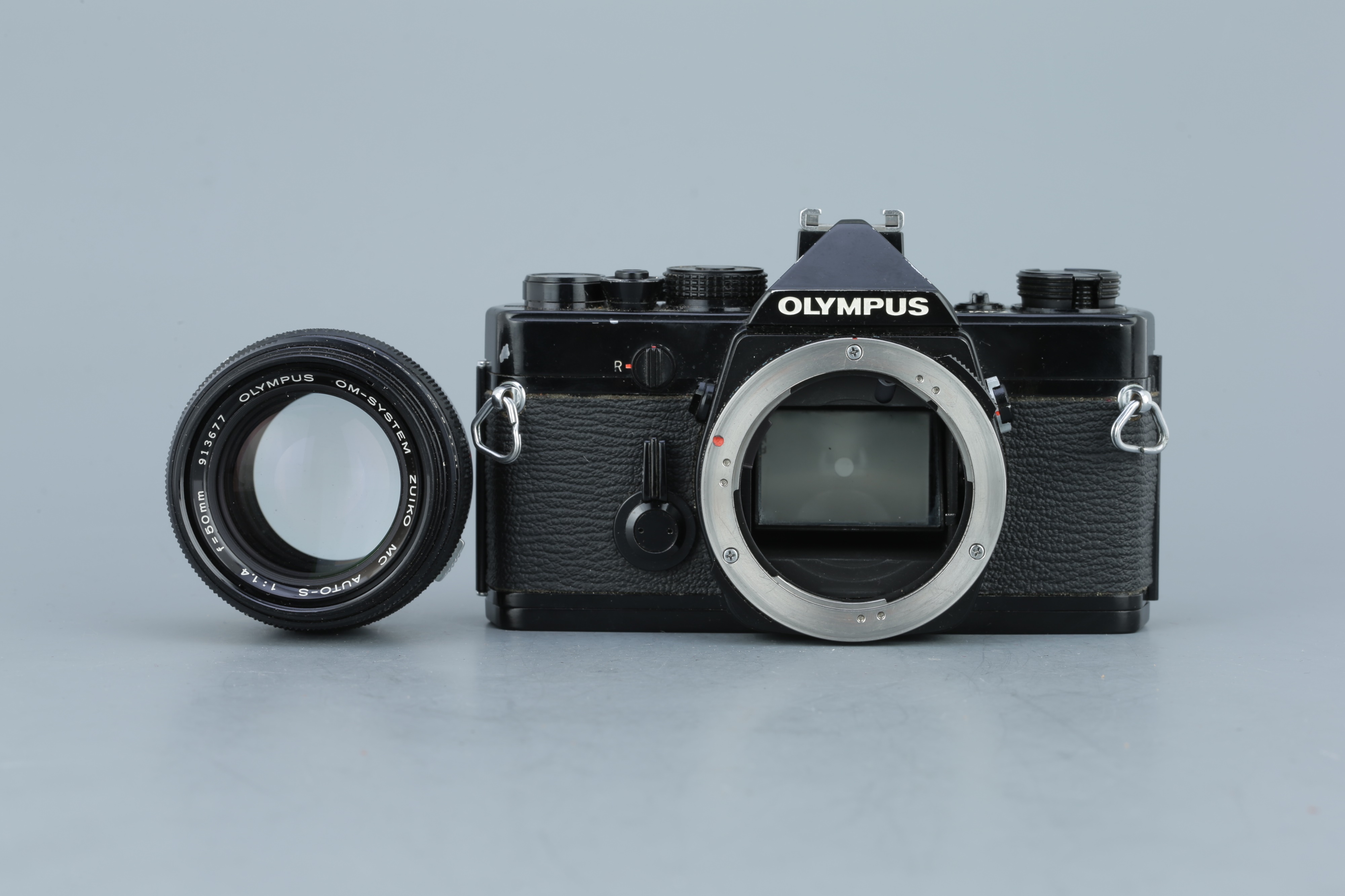Lot 252 - An Olympus OM-1 SLR Camera