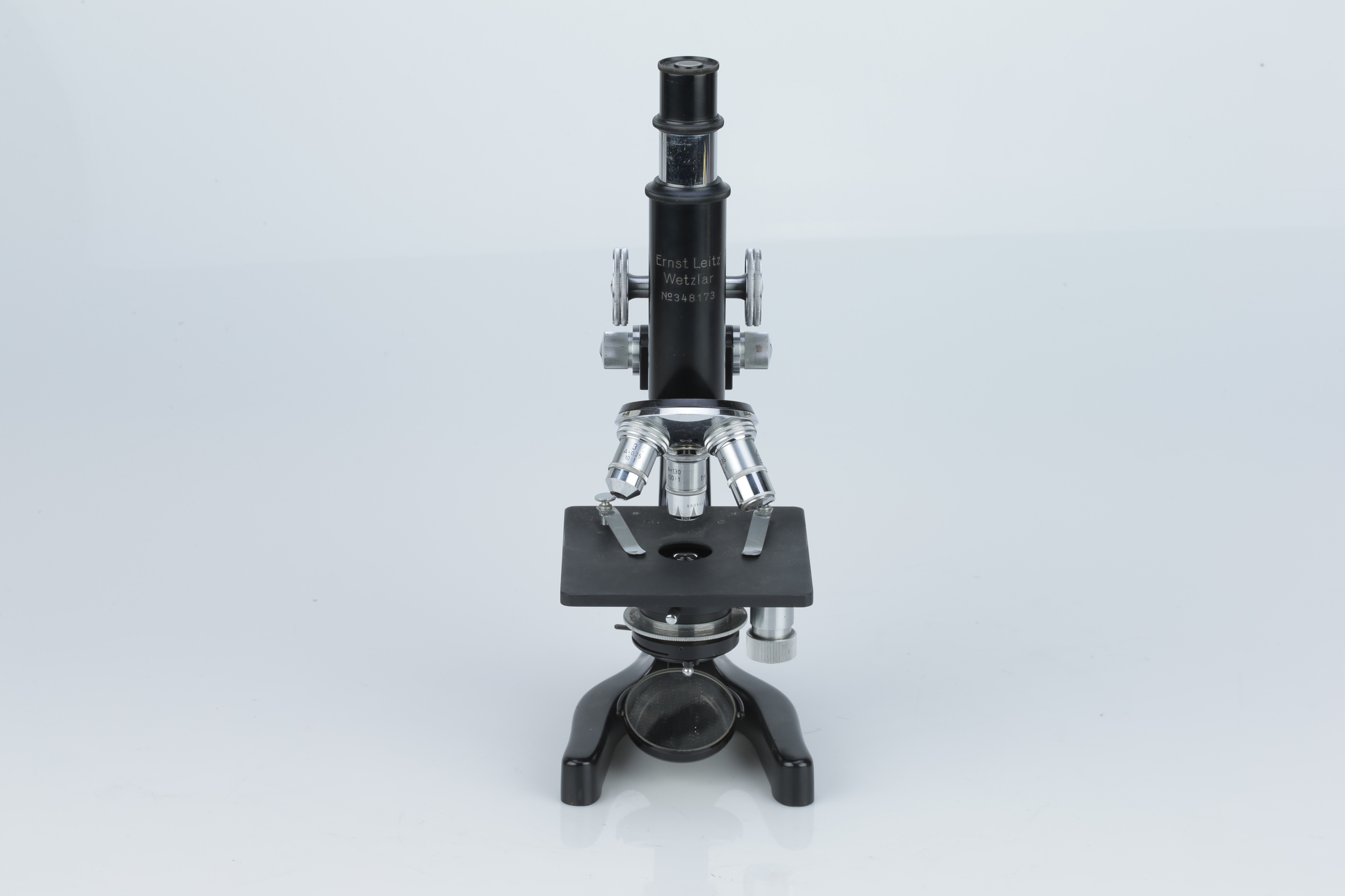 Lot 3 - Leitz Microscope,