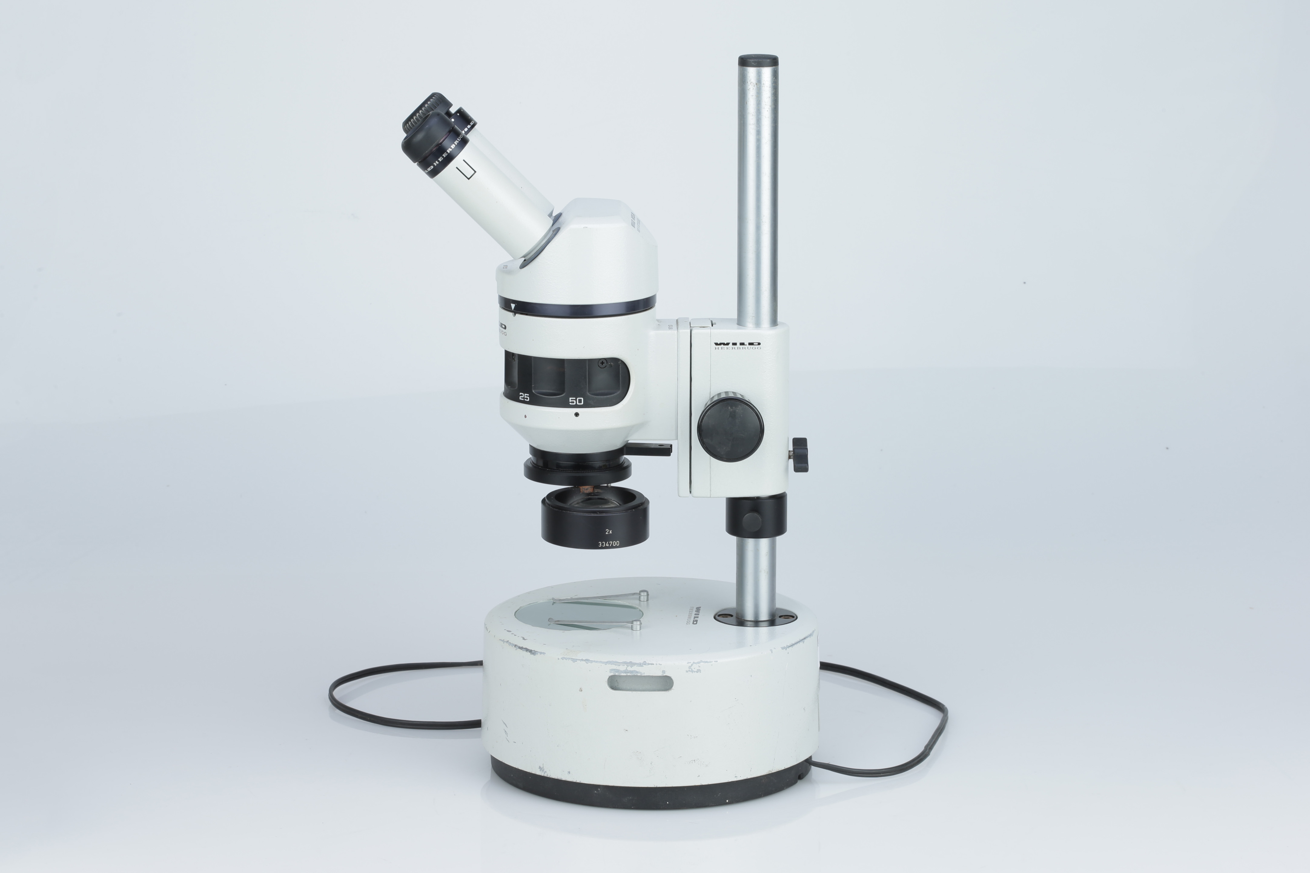 Lot 19 - WILD Heerbrugg M5A Binocular Microscope,