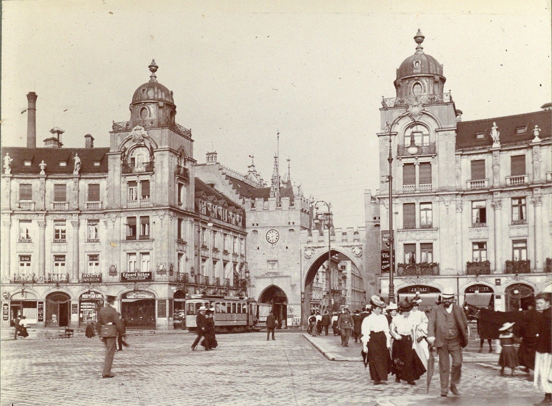 Lot 26 - An Early 20th Century German Photograph Album,