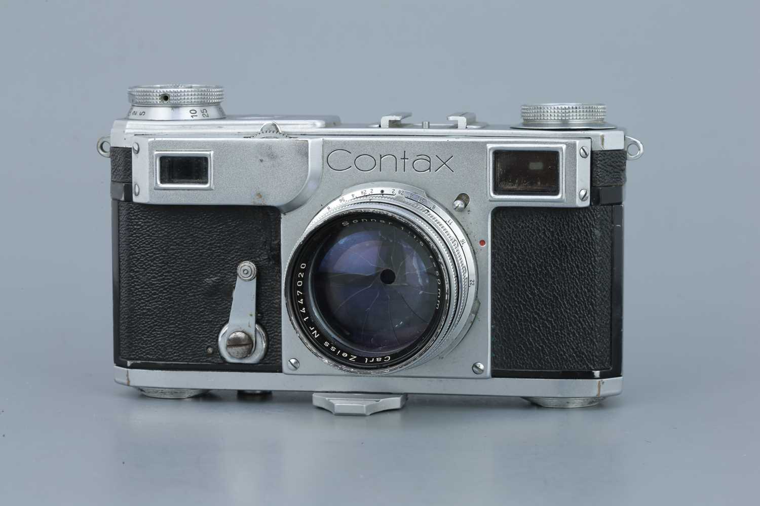 Lot 381 - A Zeiss Ikon Contax II Rangefinder Camera,