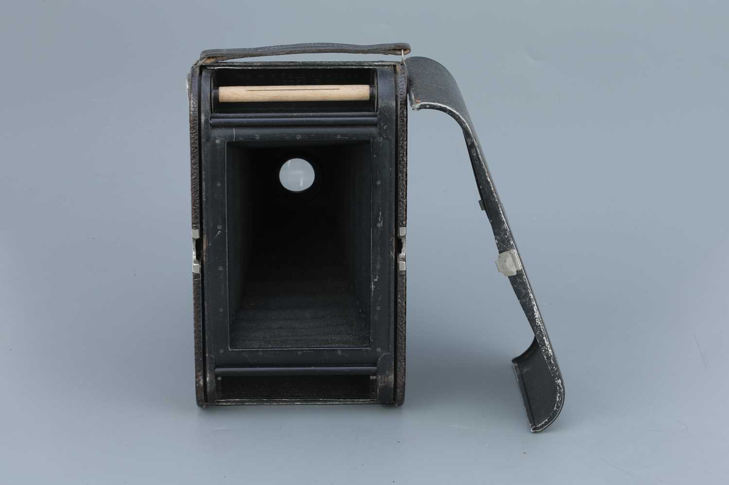 Lot 680 - A Kodak No.4A Folding Kodak Model B Camera,