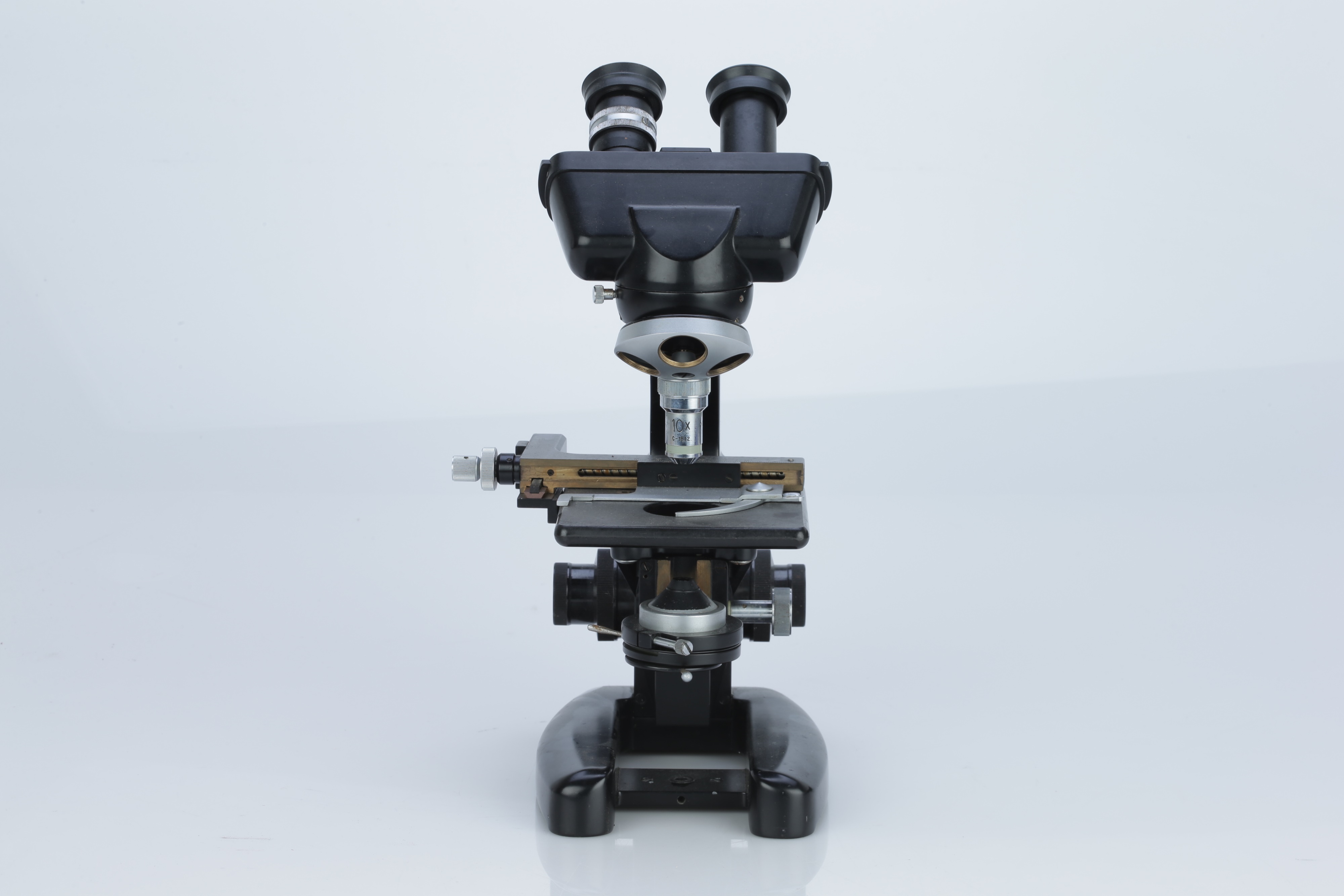 Lot 31 - A Binocular Microscope By Cooke Troughton