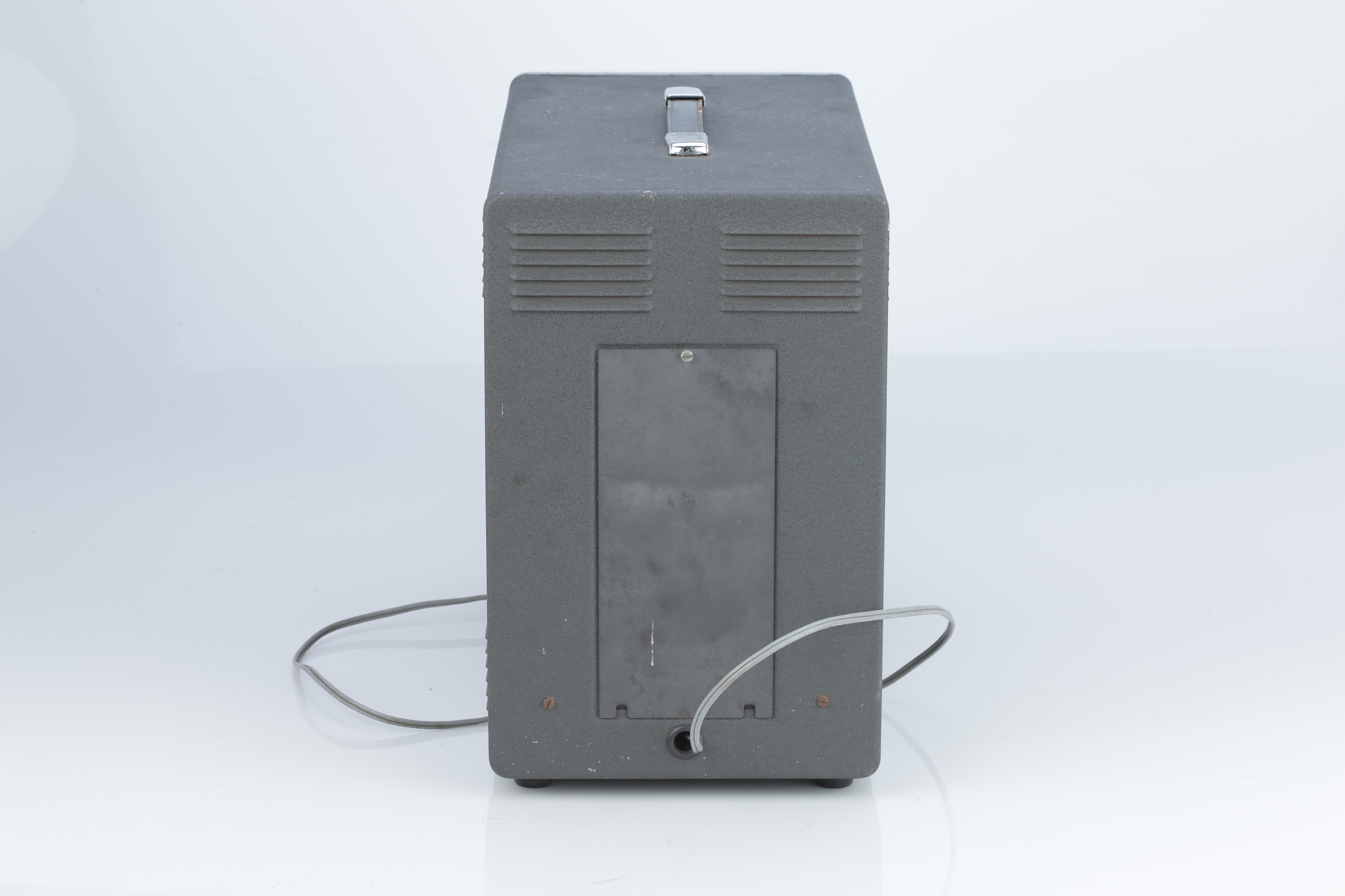 Lot 44 - A Heathkit Daystrom Oscilloscope Model 10-12U