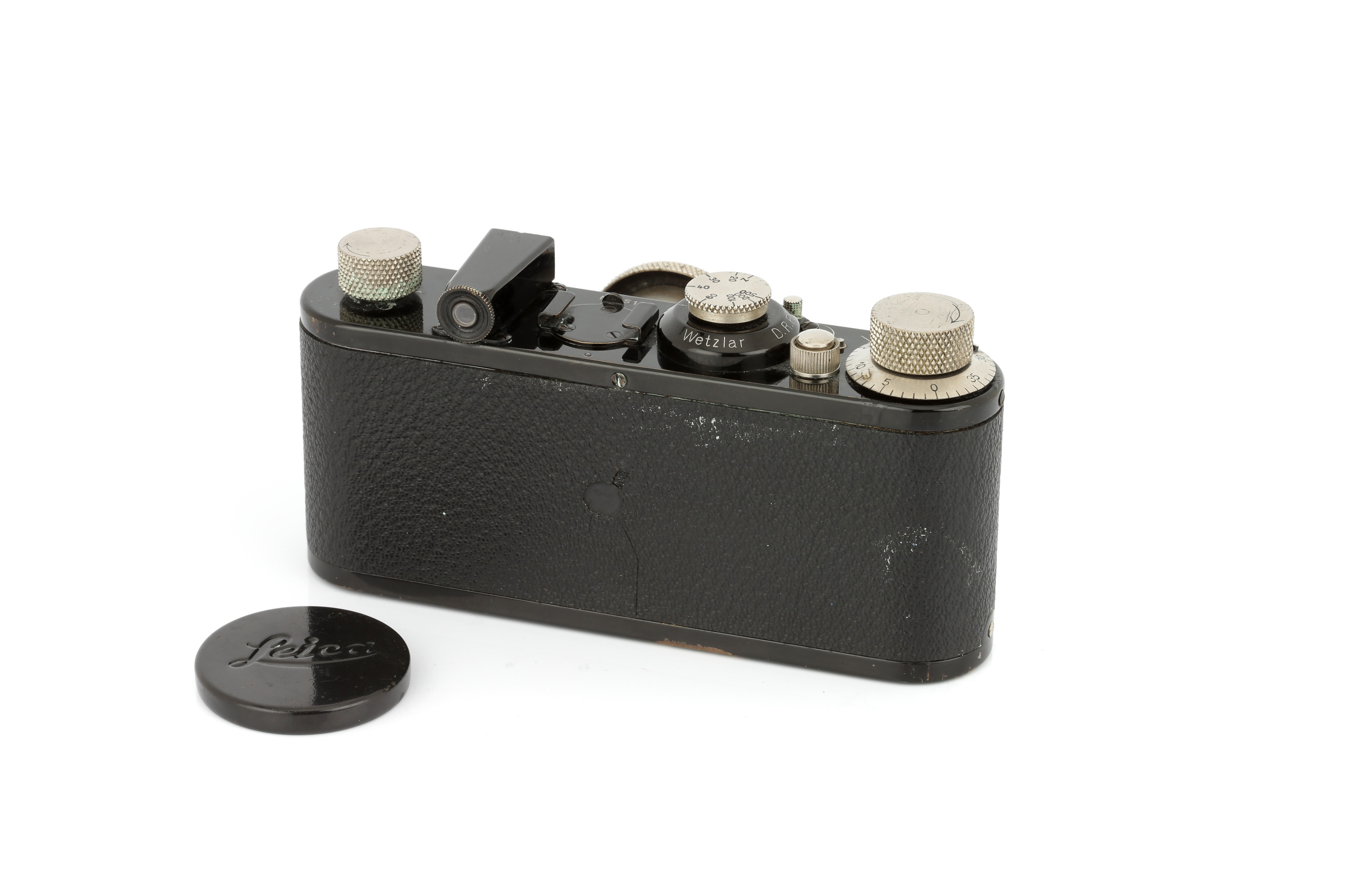Lot 4 - A Leica Ia Camera,