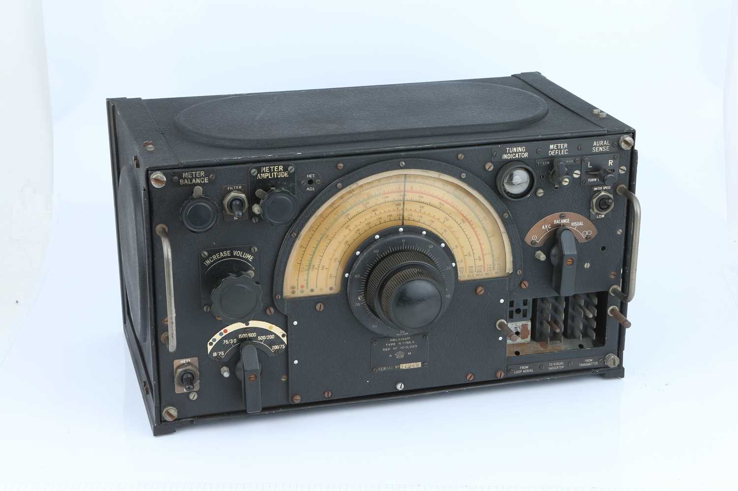 WW2 RAF Lancaster-Type R1155A Radio | Barnebys