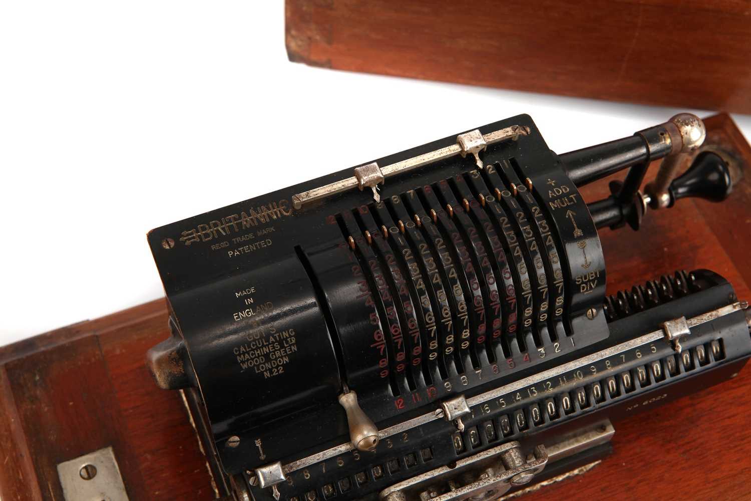 Lot 190 - A Britannic Calculator,