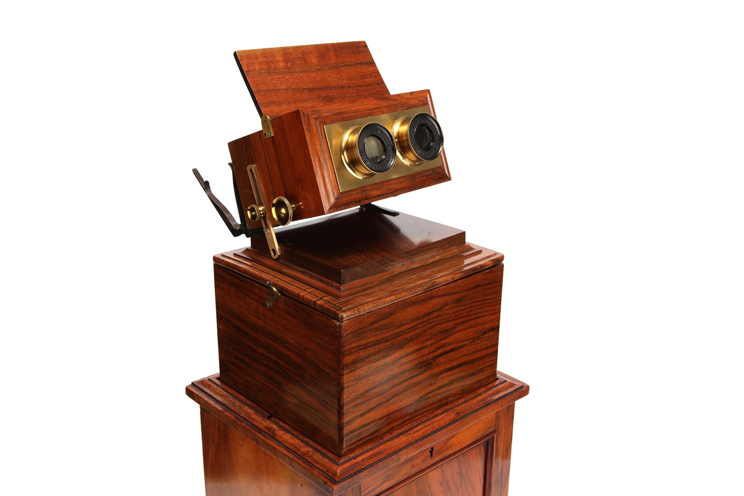 Lot 208 - An Achromatic Stereoscope,