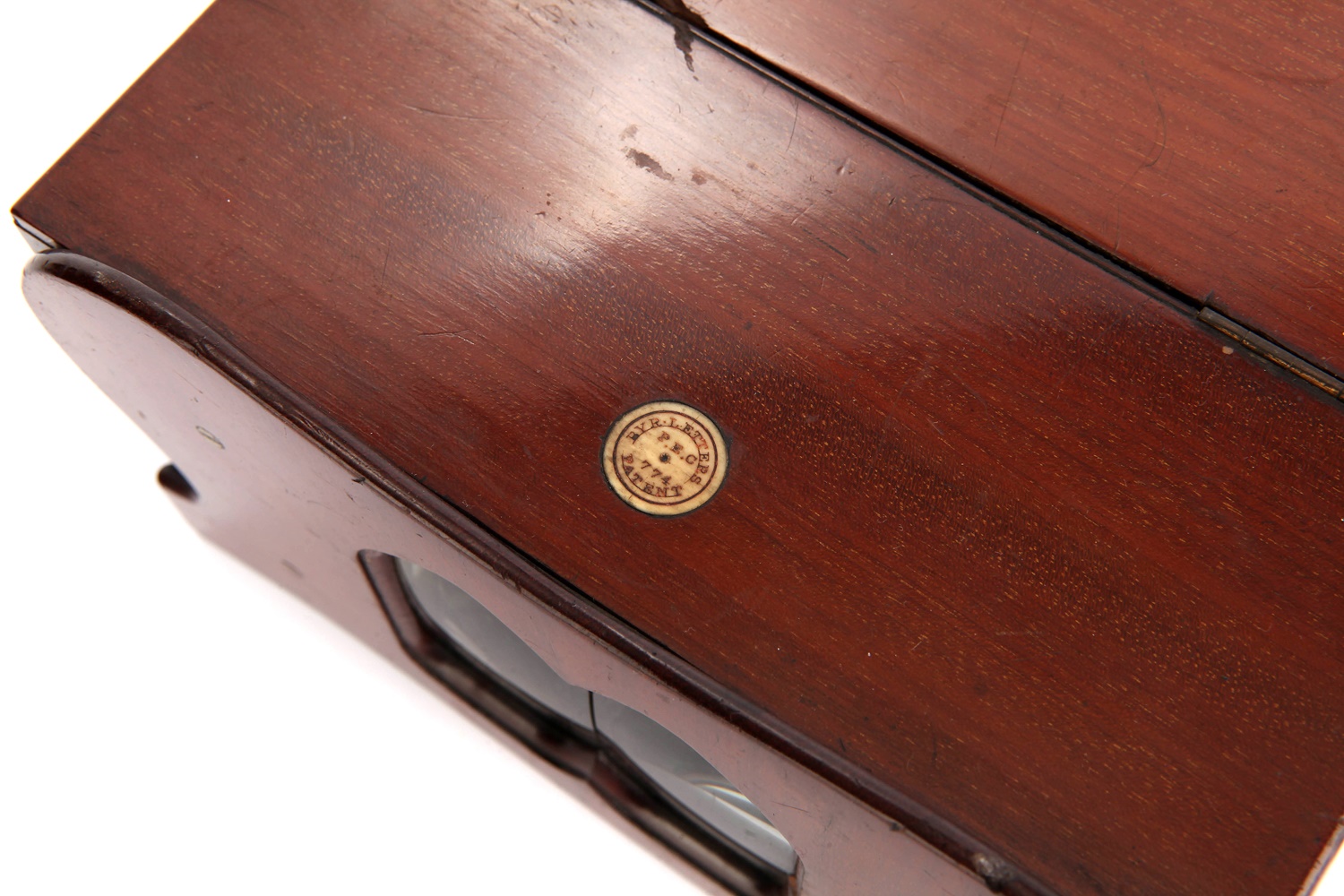 Lot 226 - A Cosmorama Pattern Table Stereoscope,