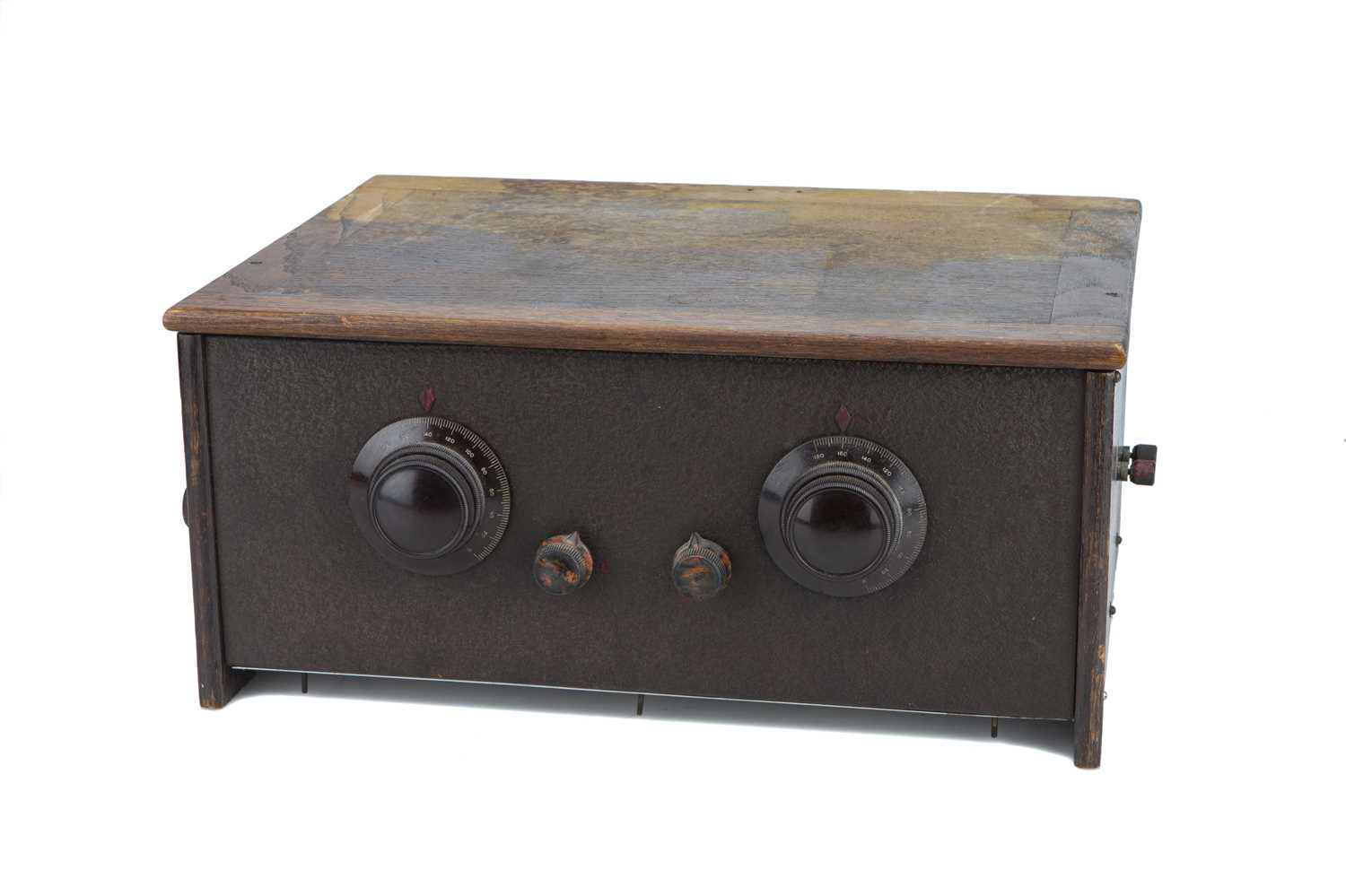 A 1920s Cossor Empire Melody Maker valve radio, model No. 23S | Barnebys