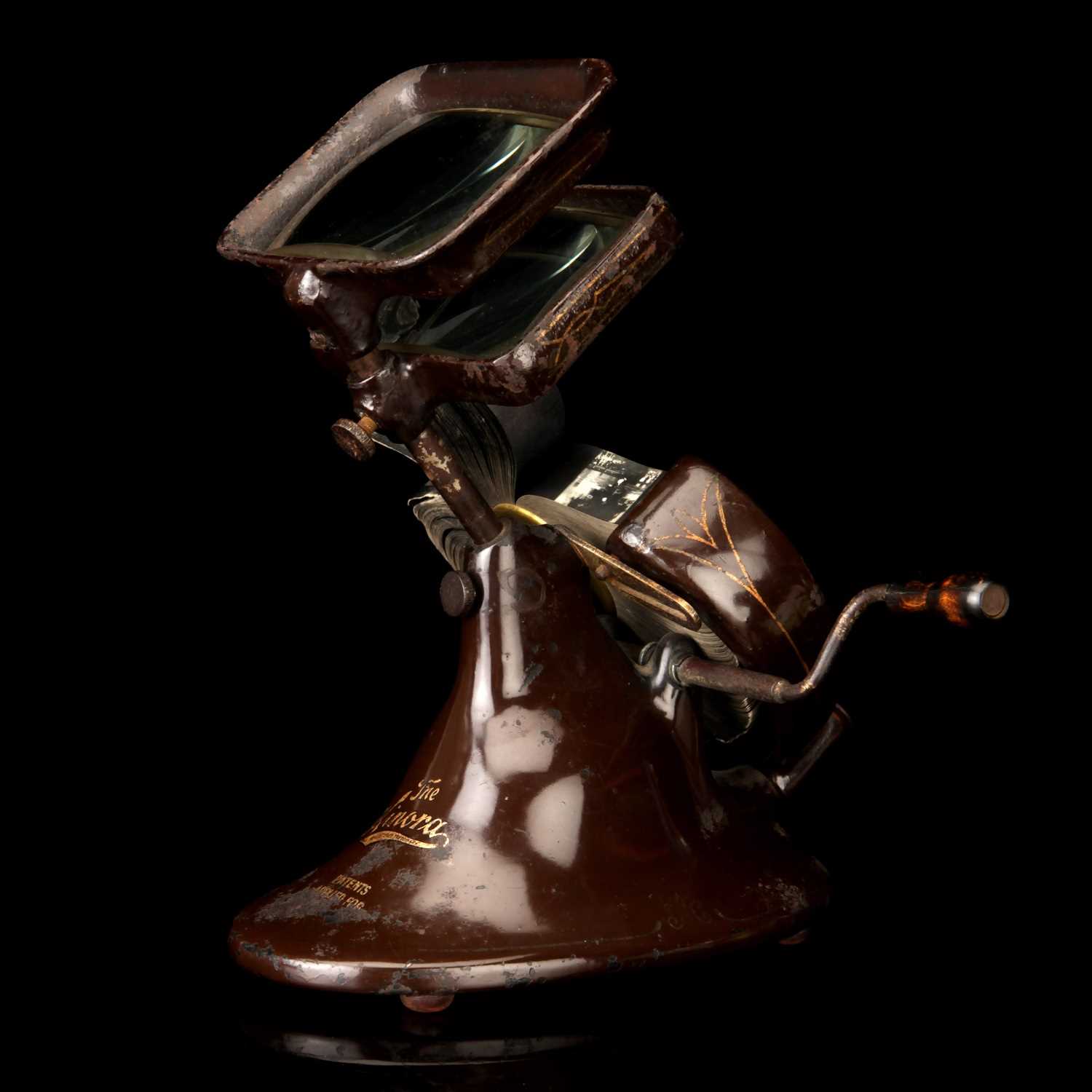 Lot 181 - A Kinora Viewer,